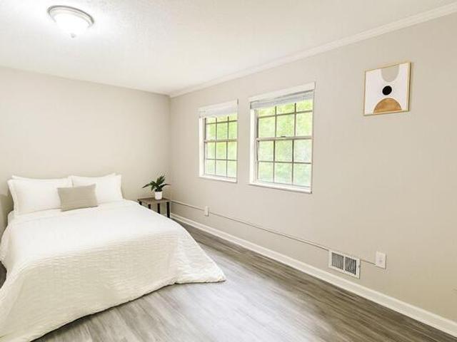 Near Westside Park, BeltLine & ATL’s West Midtown food scene ! #RoomGoals #Atlanta'sTopHost