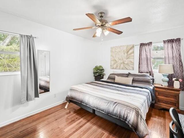 Near 103rd St & Wesconnett Renovated Jacksonville home w/ dining area & back porch. Near shopping
