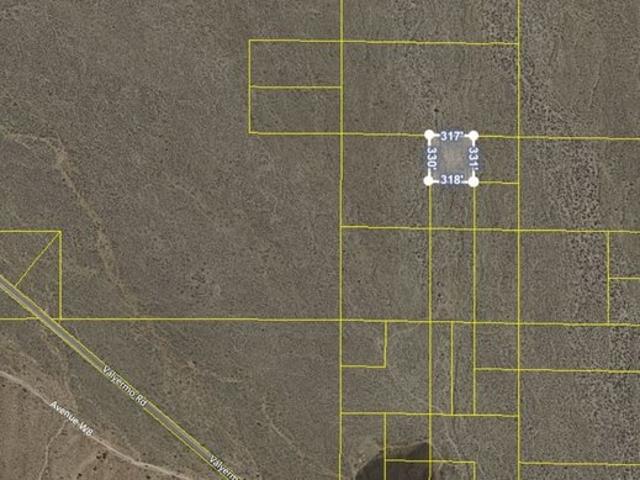Nearby Valyermo Rd/Pearblossom Hwy, Pearblossom, CA 93553