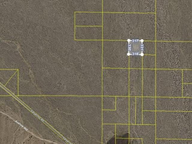 Nearby Valyermo Rd/Pearblossom Hwy, Pearblossom, CA 93553