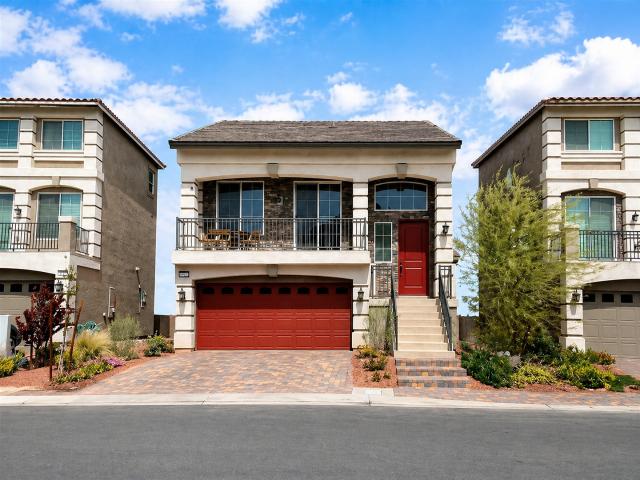 Nearly New! Stunning 5 Bedroom Home with Modern Features