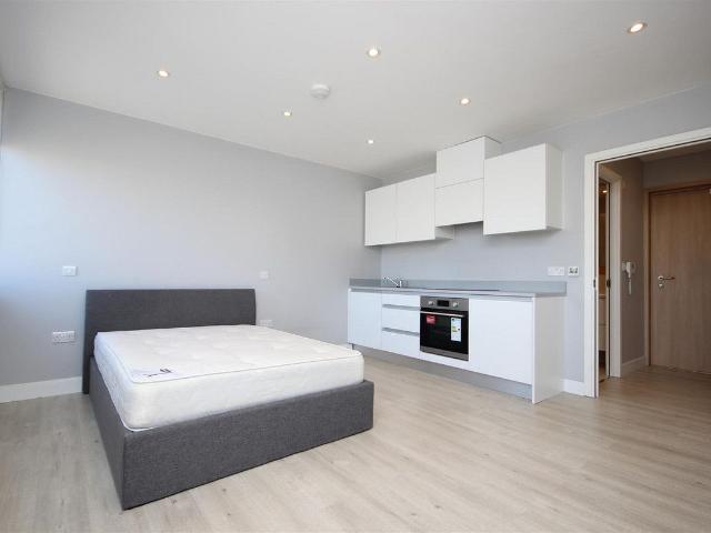 Neasden Lane, London, 1 NW10, 1 bed flat to rent, £1,250 pcm | PrimeLocation