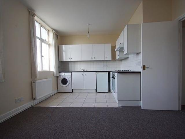 Neasden Lane North, London NW10, 1 bed flat to rent, £1,300 pcm | PrimeLocation