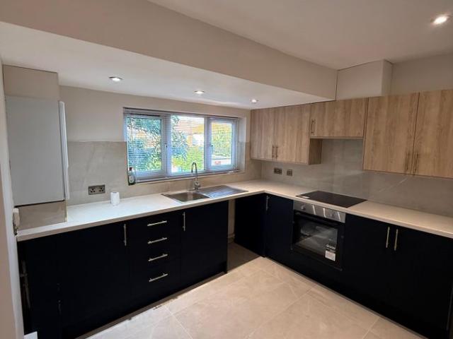 Neasden Lane North, London NW10, 2 bed flat to rent, £2,200 pcm | PrimeLocation