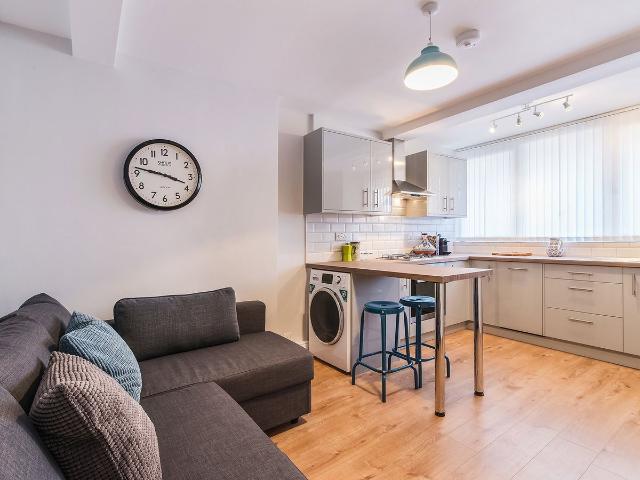 Nectarine Way, Lewisham SE13, 4 bed maisonette to rent, £2,750 pcm | PrimeLocation