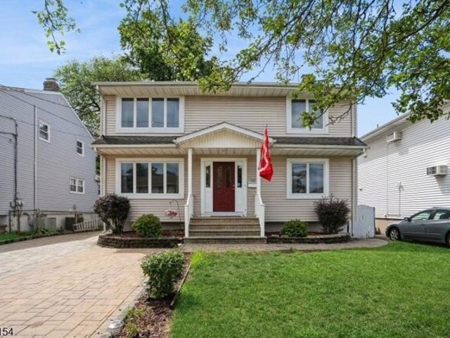 Nedellec Dr, Saddle Brook, Home For Sale
