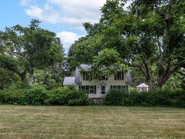Neds Point Rd, Mattapoisett, Home For Sale