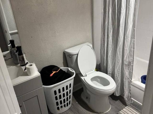 Need a Roommate ASAPP