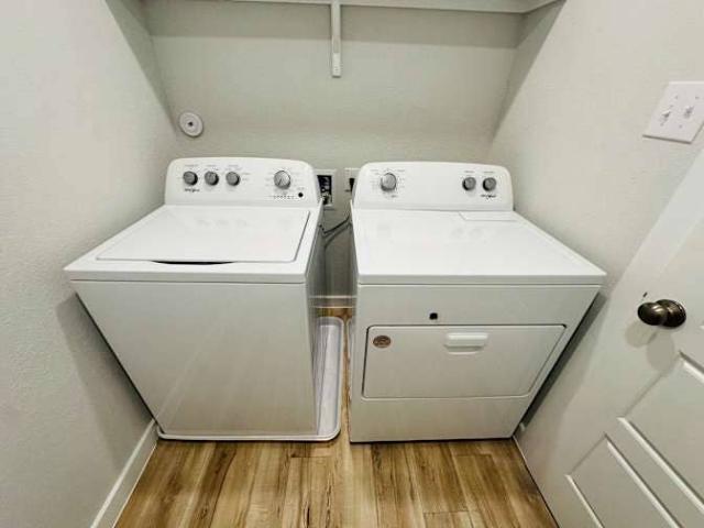 Need Roommates for Furnished Rooms