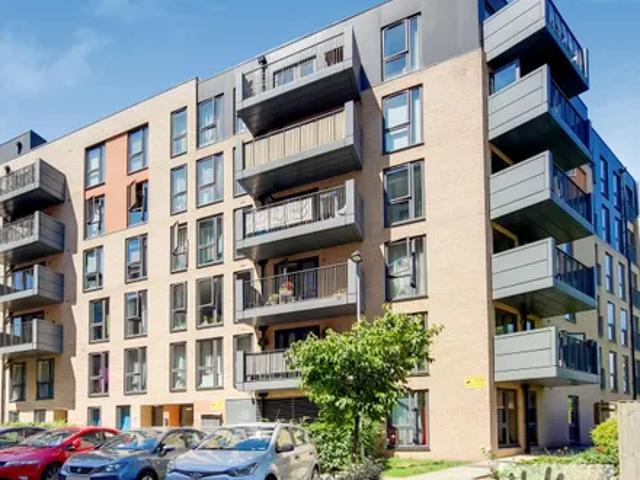 Needleman Close, London, NW9 5DH, United Kingdom | 3 bed apartment for rent #168055354 | Rentberry