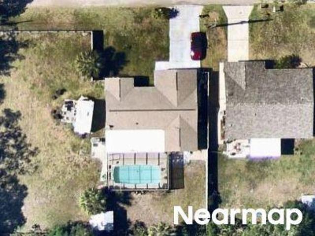 Needles Dr