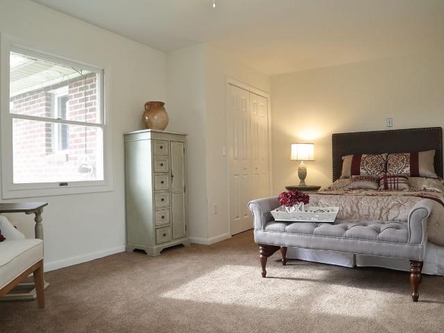 Neffsville Cottages 5 Bedroom Apartment for Rent at 6 Terrace Dr, Lancaster, PA 17601