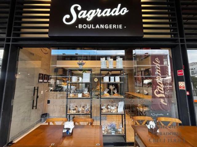 Negócio Resiliente: Ampla Loja Alugada para Boulangerie no Noroeste
