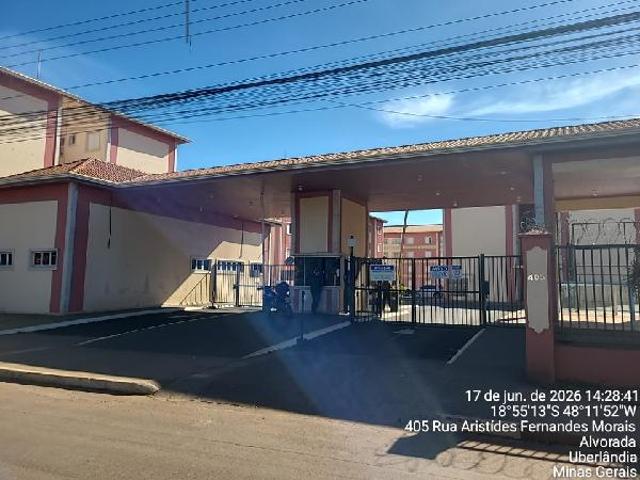 Negócio vantajoso — Apartamento no Conjunto Alvorada, Uberlandia MG, Apto 03, 2 quartos, 1 vaga, 49,81m² | Leilão