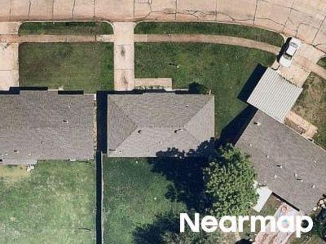Neighbors Ln