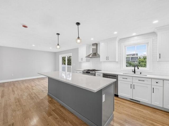 Neillian Way Unit,bedford, Condo For Sale