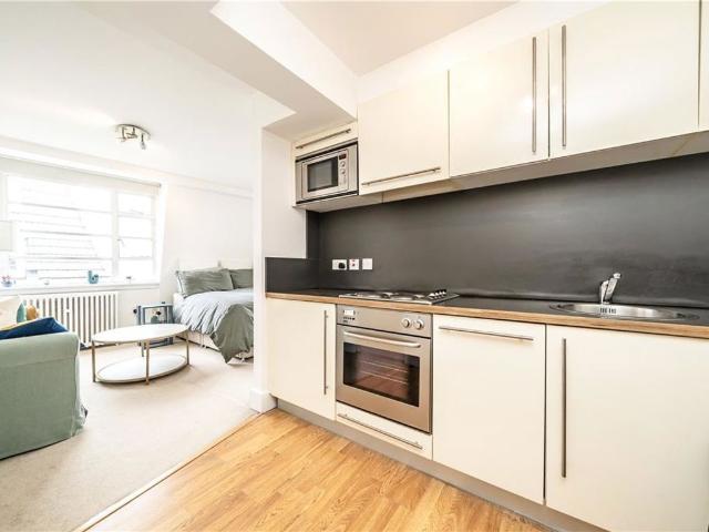 Nell Gwynn House, London SW3, Studio to rent, £2,275 pcm | PrimeLocation