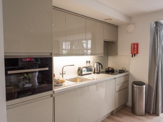 Nelson Court, Trafalgar Road, Cambridge CB4, 2 bed flat to rent, £1,645 pcm | PrimeLocation