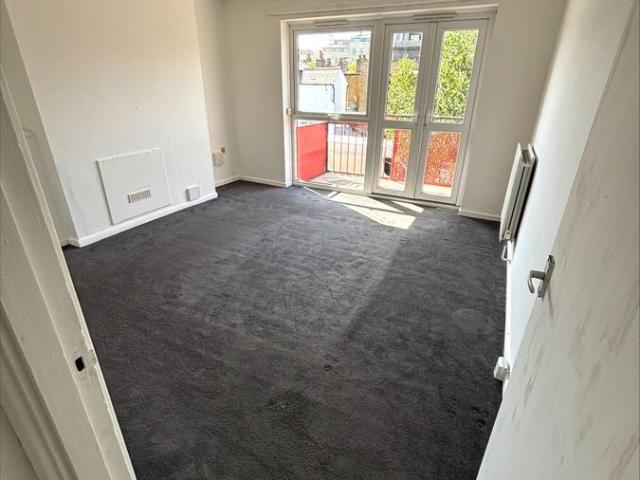 Nelson Grove Road, Wimbledon SW19, 1 bed flat to rent, £800 pcm | PrimeLocation