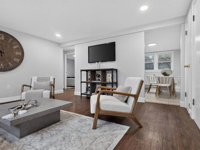 Nelson Dr Apt,randolph, Condo For Sale