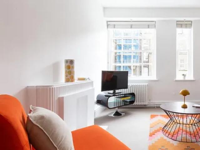 Nelson House, Dolphin Square West, London, SW1V 3PH, United Kingdom | 1 bed apartment for rent #130733100 | Rentberry