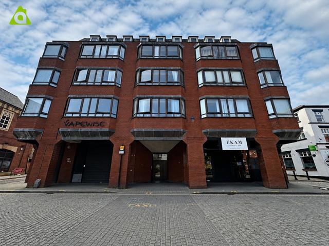 Nelson Square, Bolton BL1, 1 bed flat to rent, £795 pcm | PrimeLocation