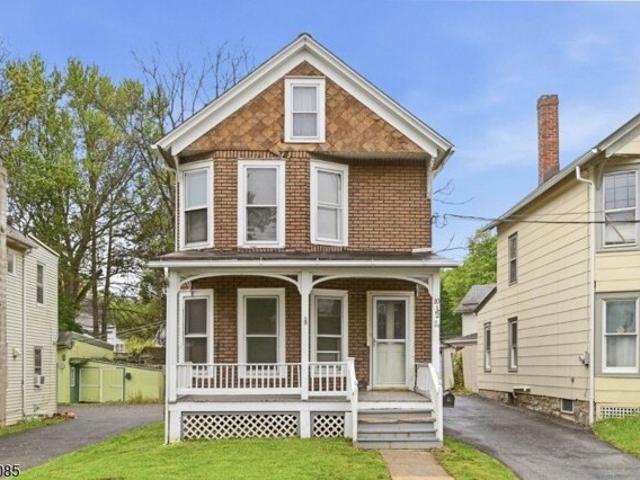 Nelson St, Newton, Home For Sale