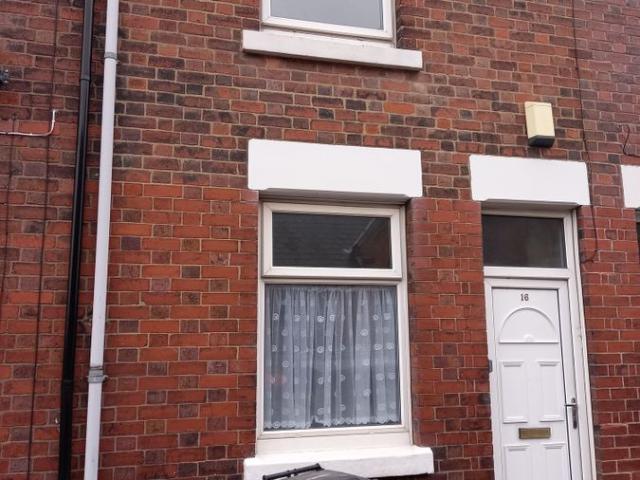 Nelson Street, Newcastle Under Lyme ST5, 2 bed terraced house to rent, £885 pcm | PrimeLocation