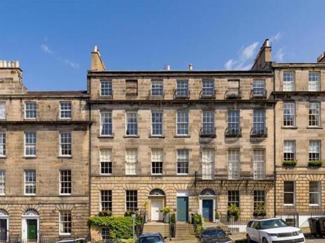 Nelson Street, Edinburgh, 4 Bedroom Flat