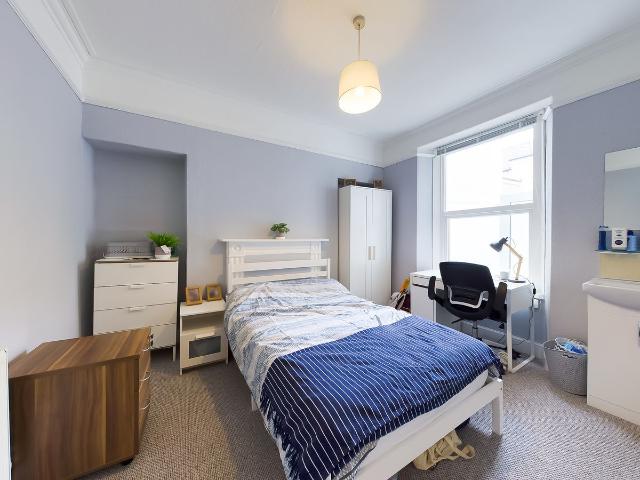 Nelson Street, Greenbank PL4, Room to rent, £550 pcm | PrimeLocation