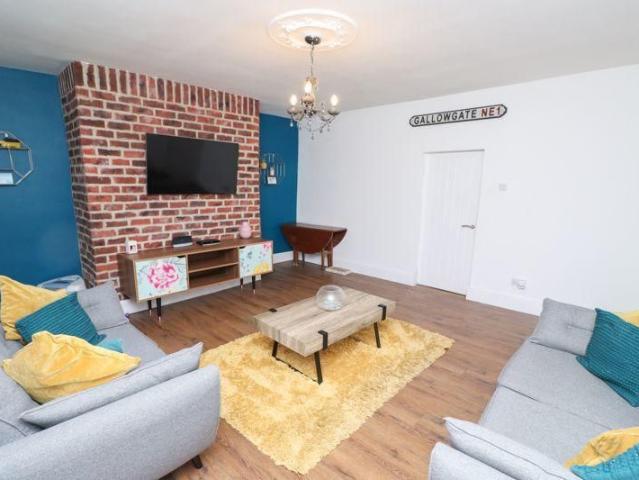 Nelson Street, Greenside, Ryton NE40, 2 bed property to rent, £725 pcm | PrimeLocation