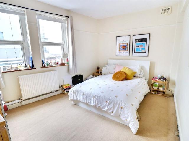 Nelson Street, Whitechapel, London E1, 2 bed flat to rent, £2,000 pcm | PrimeLocation