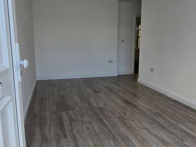Nelson Road, Twickenham TW2, 1 bed flat to rent, £1,430 pcm | PrimeLocation