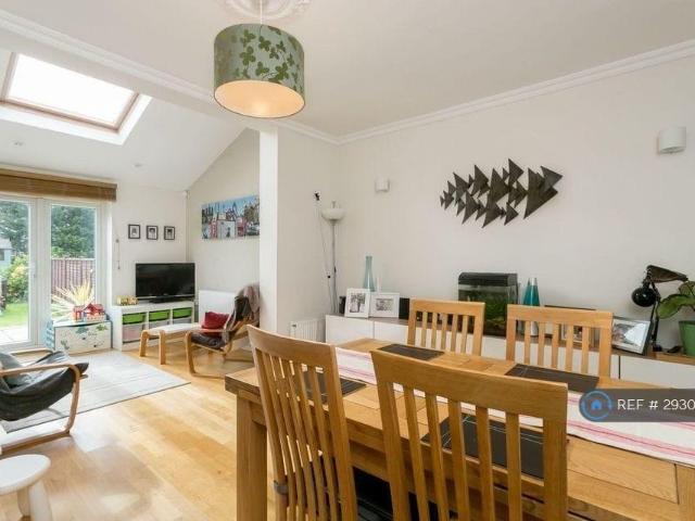 Nelson Road, London, E4 3 bed terraced house to rent £2,800 pcm £646 pw