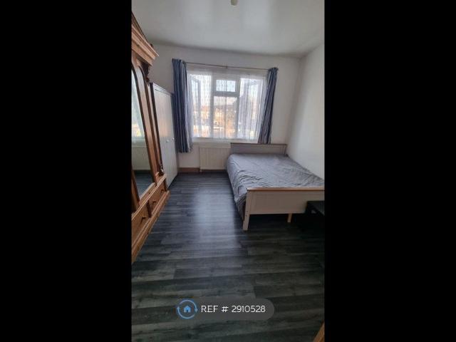 Nelson Road, London E4, Room to rent, £1,000 pcm | PrimeLocation