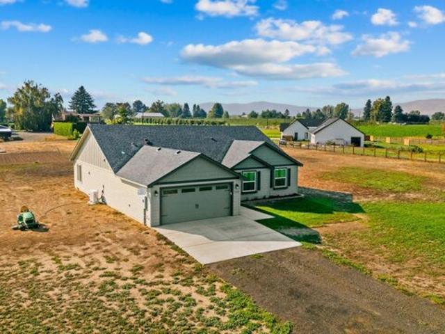 Nelson Rd, Yakima, Home For Sale