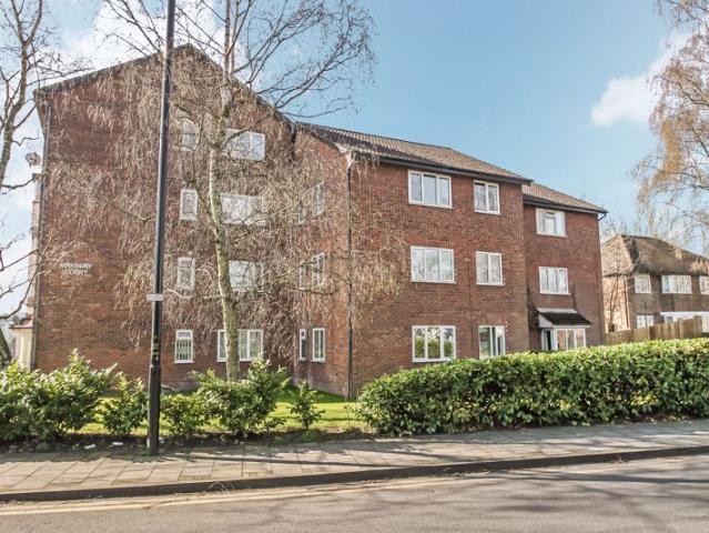 Neptune Road, Harrow HA1, 2 bed flat to rent, £1,700 pcm | PrimeLocation