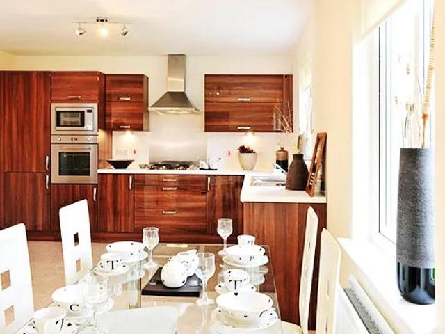 Neptune St, London SE16 2 bed flat to rent £3,500 pcm £808 pw