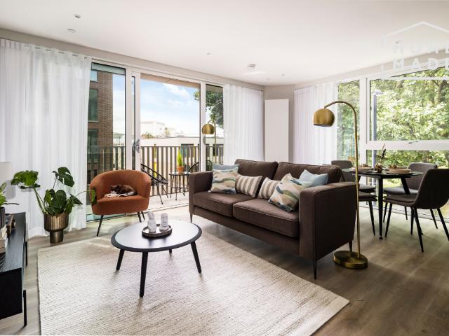 Neptune Wharf, SE8 2 bed apartment to rent £2,500 pcm £577 pw