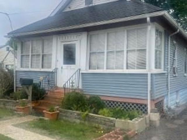 Neponset Valley Pkwy, Boston, Home For Sale