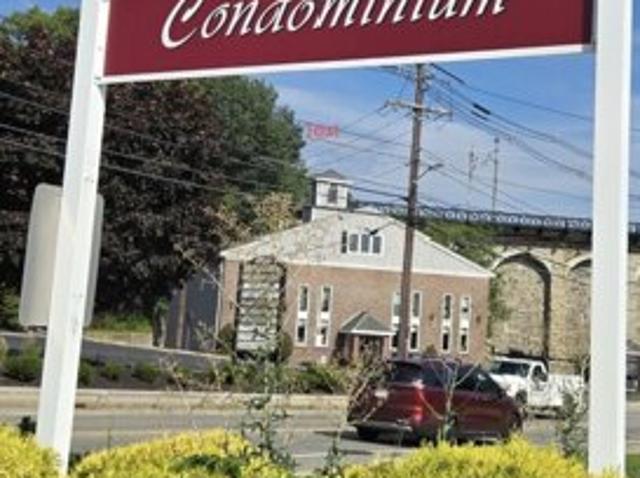 Neponset St Apt D, Canton, Condo For Sale