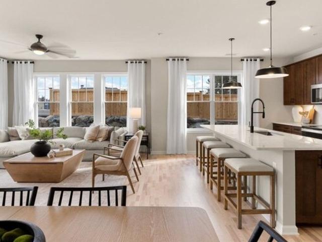 Neponset St Ste,canton, Condo For Sale