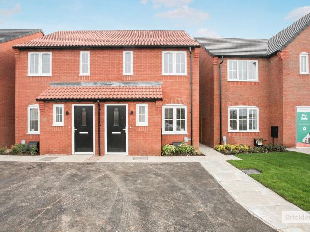 Nero Avenue, Nuneaton CV11, 2 bed property to rent, £1,250 pcm | PrimeLocation