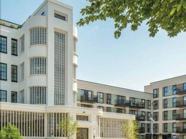 Nestles Avenue, Hayes, 1 Bedroom Flat