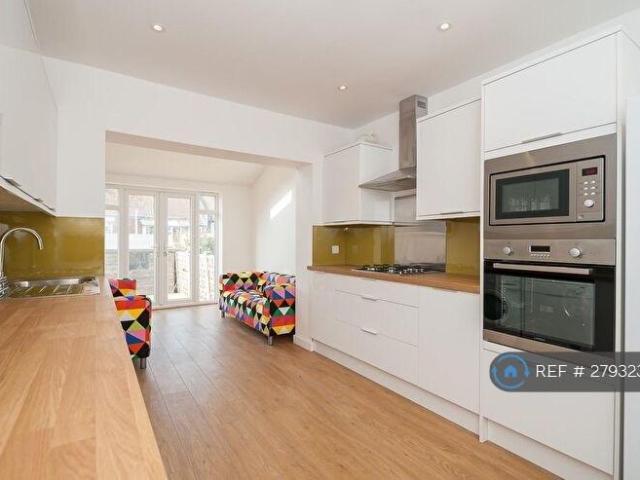 Nesbitt Road, Brighton, BN2 6 bed end of terrace house to rent £3,354 pcm £774 pw