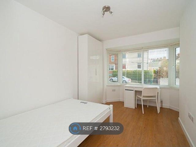 Nesbitt Road, Brighton BN2, 6 bed shared accommodation to rent, £3,354 pcm | PrimeLocation