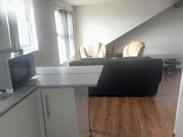 Nesfield Street, Bradford BD1, Studio to rent, £650 pcm | PrimeLocation