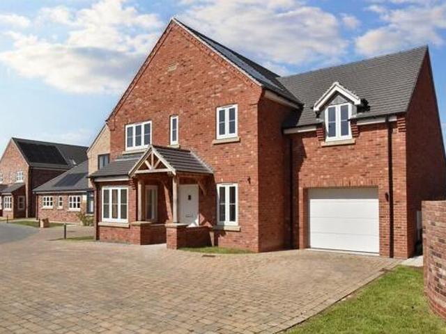 Nettleton Fields, Nettleton, 5 Bedroom Detached