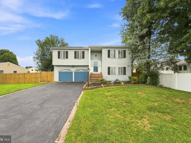 Nettletree Dr, Ewing, Home For Sale