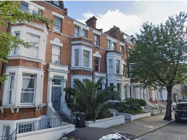 Netherwood Road, Brook Green W14 2 bed flat to rent £2,295 pcm £530 pw
